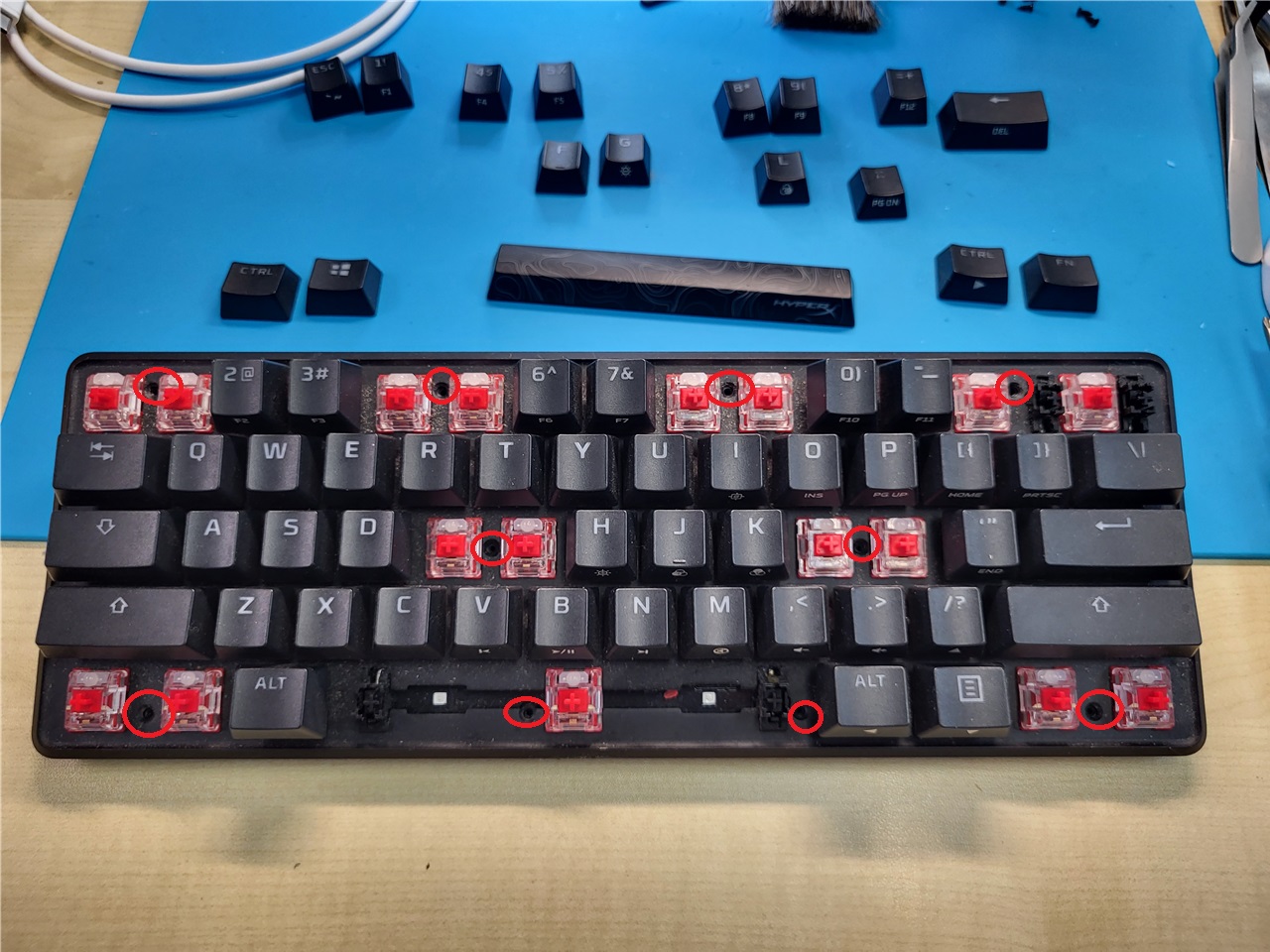 Kingston Hyperx red switch - HKGGZ